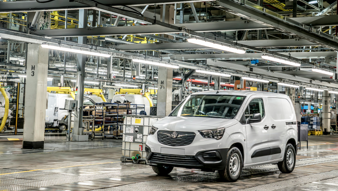 UK Commercial Vehicle Production Hits 16-Year High Despite October ...